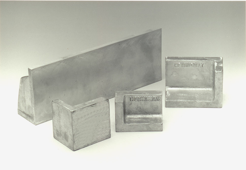 "Dore" Long Angle Plate - hemingwaykits.com